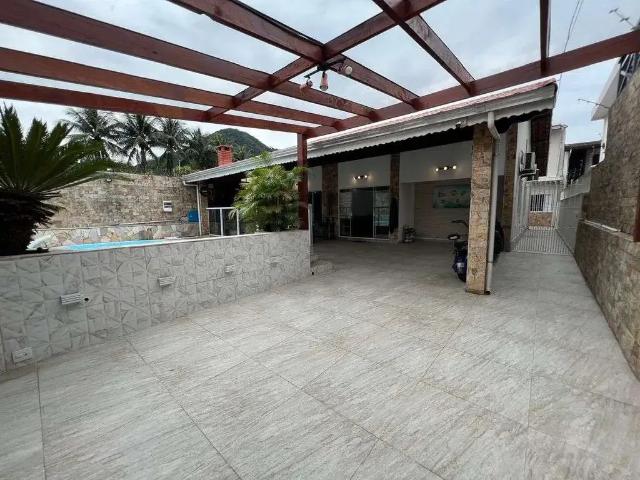 Casa / Sobrado para Venda em Praia Grande/SP Canto do Forte 4 Quartos