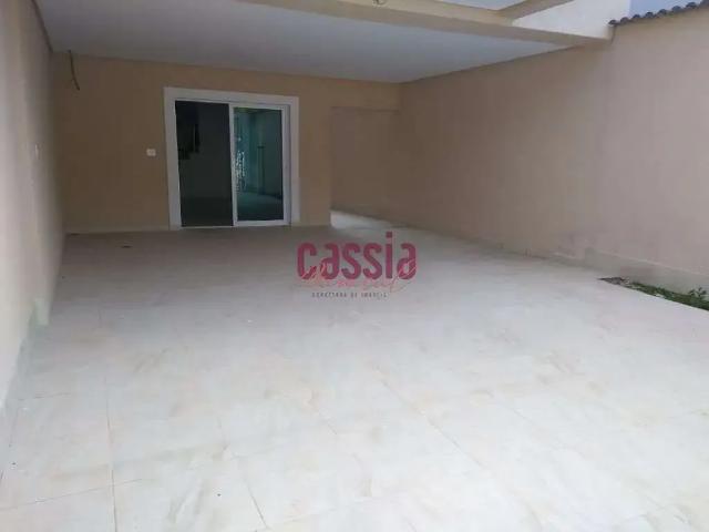 Casa / Sobrado para Venda em Praia Grande/SP Canto do Forte 4 Quartos