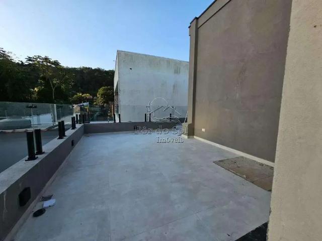 Casa / Sobrado para Venda em Praia Grande/SP Canto do Forte 4 Quartos