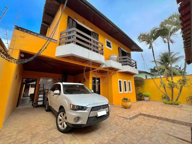 Casa / Sobrado para Venda em Praia Grande/SP Canto do Forte 4 Quartos