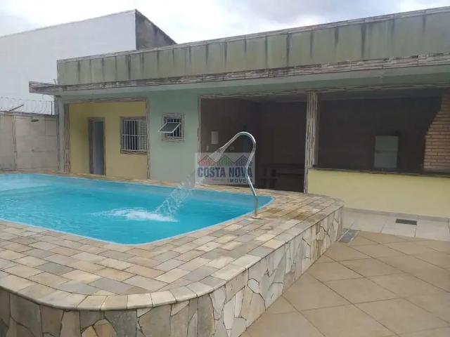 Casa / Sobrado para Venda em Praia Grande/SP Canto do Forte 4 Quartos