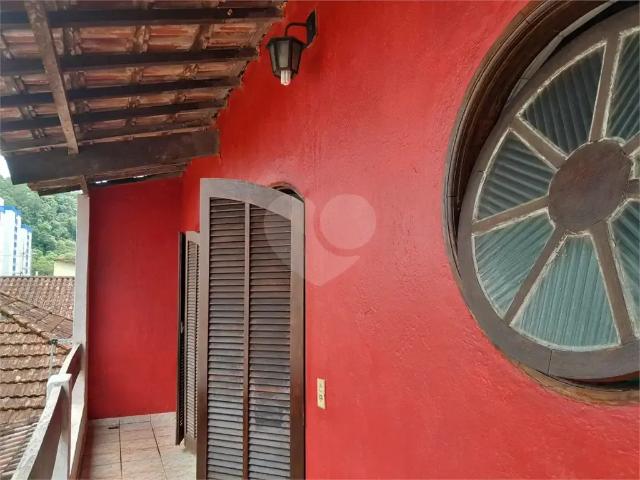 Casa / Sobrado para Venda em Praia Grande/SP Canto do Forte 4 Quartos