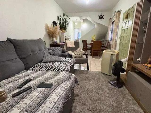 Casa / Sobrado para Venda em Praia Grande/SP Canto do Forte 4 Quartos