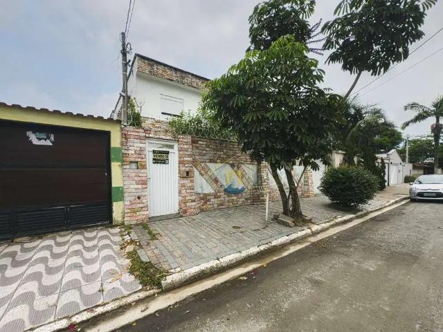 Casa / Sobrado para Venda em Praia Grande/SP Canto do Forte 4 Quartos