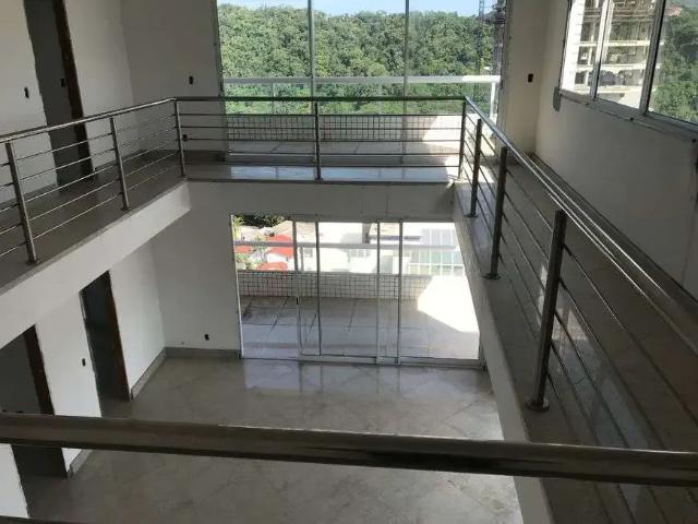 Casa / Sobrado para Venda em Praia Grande/SP Canto do Forte 4 Quartos