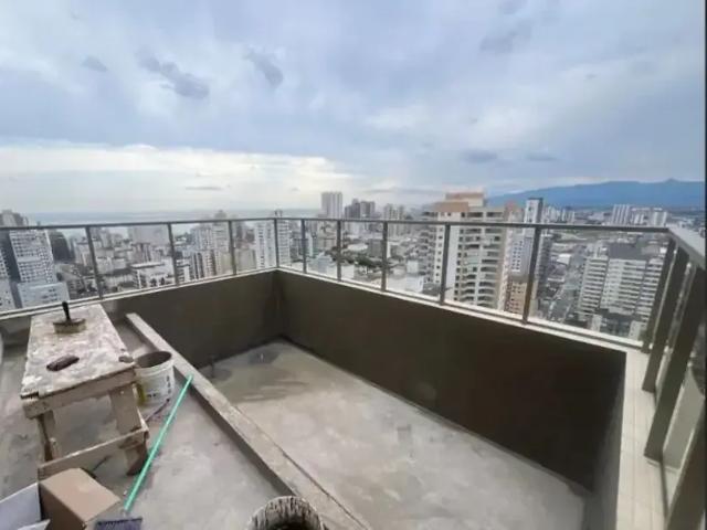 Casa / Sobrado para Venda em Praia Grande/SP Canto do Forte 4 Quartos