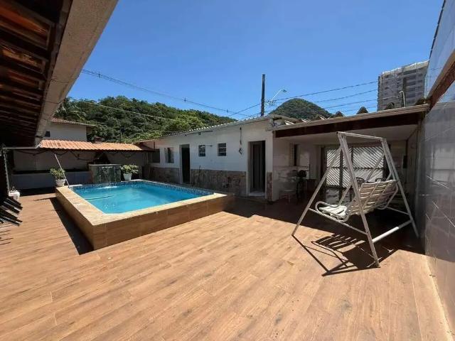 Casa / Sobrado para Venda em Praia Grande/SP Canto do Forte 5 Quartos