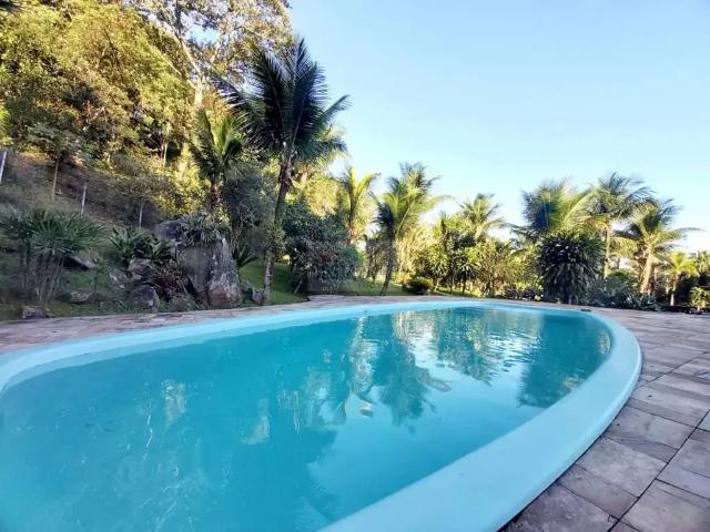Casa / Sobrado para Venda em Praia Grande/SP Canto do Forte 5 Quartos