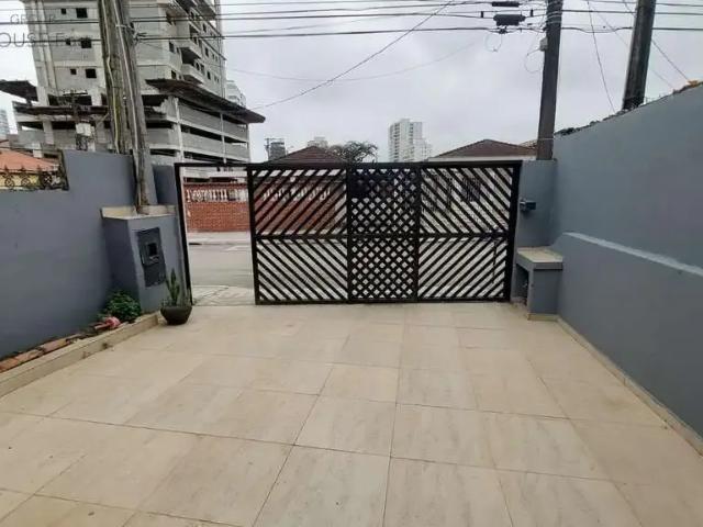 Casa / Sobrado para Venda em Praia Grande/SP Canto do Forte 1 Quartos