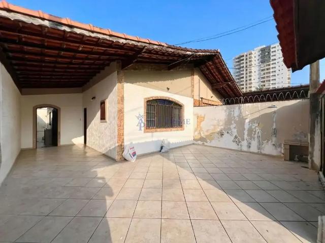 Casa / Sobrado para Venda em Praia Grande/SP Canto do Forte 2 Quartos