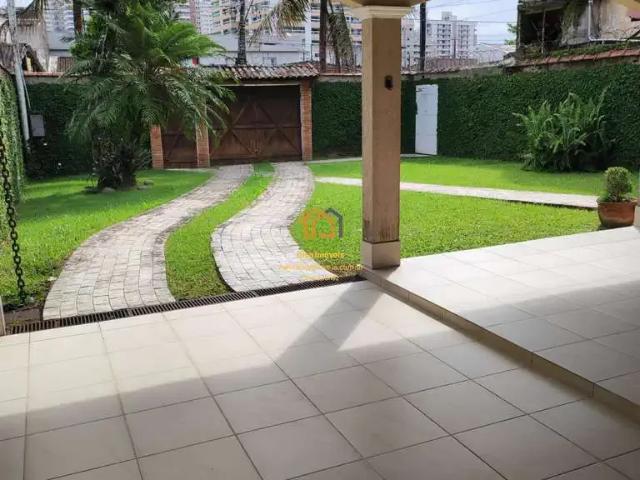 Casa / Sobrado para Venda em Praia Grande/SP Canto do Forte 2 Quartos