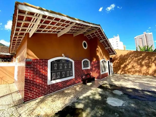 Casa / Sobrado para Venda em Praia Grande/SP Canto do Forte 2 Quartos