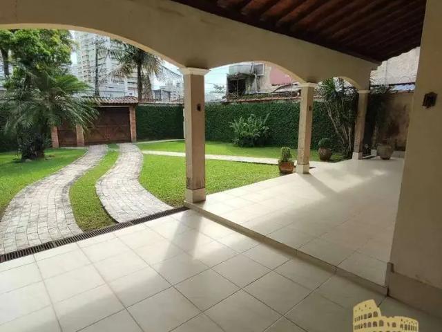 Casa / Sobrado para Venda em Praia Grande/SP Canto do Forte 2 Quartos