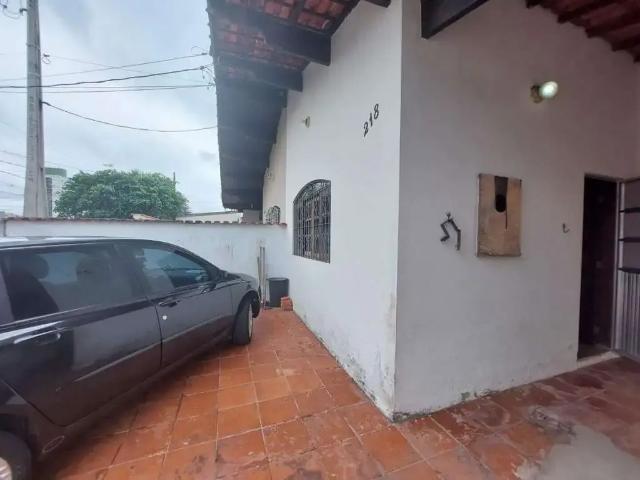 Casa / Sobrado para Venda em Praia Grande/SP Canto do Forte 2 Quartos