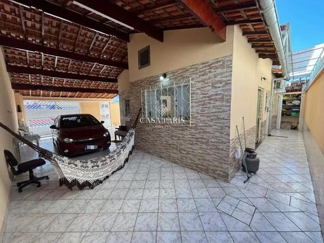 Casa / Sobrado para Venda em Praia Grande/SP Canto do Forte 2 Quartos