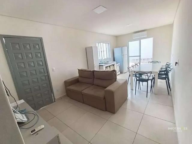Casa / Sobrado para Venda em Praia Grande/SP Canto do Forte 2 Quartos