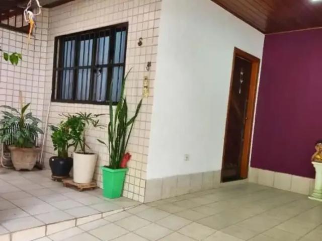 Casa / Sobrado para Venda em Praia Grande/SP Canto do Forte 2 Quartos