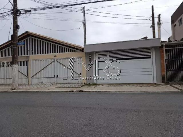 Casa / Sobrado para Venda em Praia Grande/SP Canto do Forte 2 Quartos