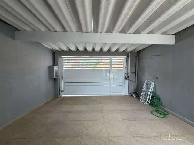 Casa / Sobrado para Venda em Praia Grande/SP Canto do Forte 2 Quartos
