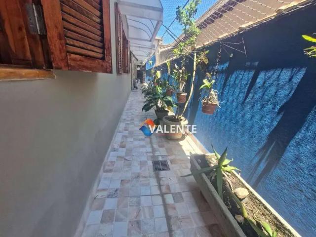Casa / Sobrado para Venda em Praia Grande/SP Canto do Forte 2 Quartos