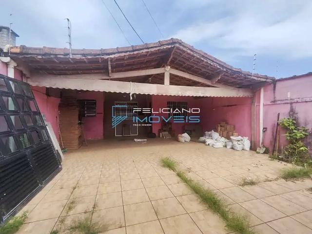 Casa / Sobrado para Venda em Praia Grande/SP Canto do Forte 2 Quartos