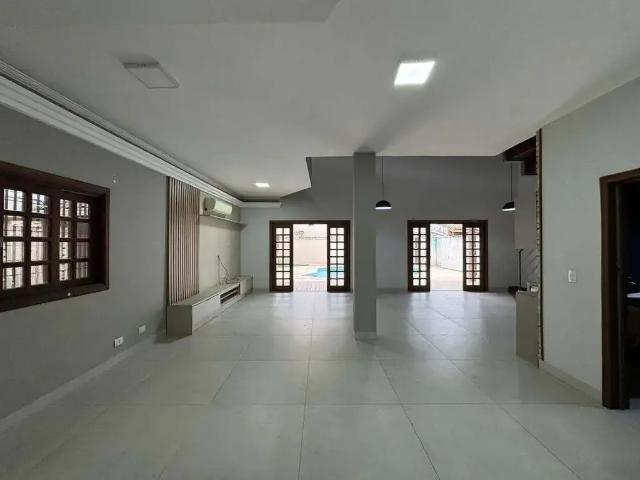 Casa / Sobrado para Venda em Praia Grande/SP Canto do Forte