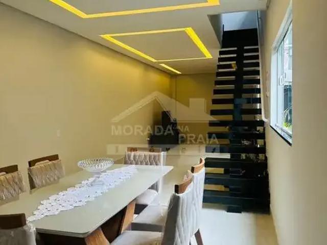 Casa / Sobrado para Venda em Praia Grande/SP Canto do Forte 3 Quartos