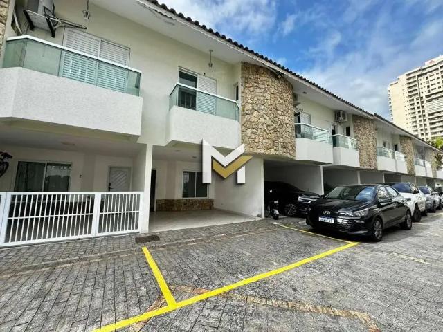 Casa / Sobrado para Venda em Praia Grande/SP Canto do Forte 3 Quartos