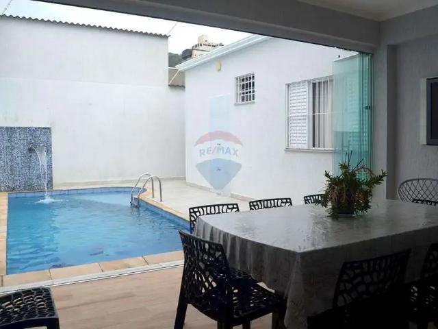 Casa / Sobrado para Venda em Praia Grande/SP Canto do Forte 3 Quartos