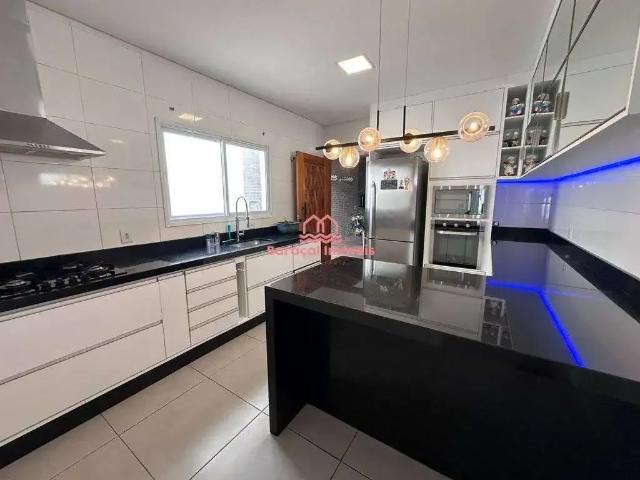 Casa / Sobrado para Venda em Praia Grande/SP Canto do Forte 3 Quartos