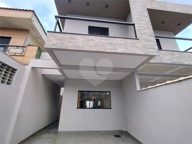 Casa / Sobrado para Venda em Praia Grande/SP Canto do Forte 3 Quartos