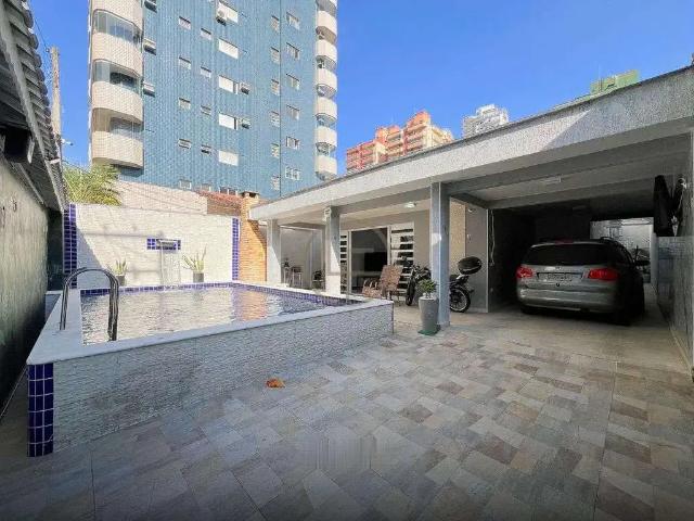 Casa / Sobrado para Venda em Praia Grande/SP Canto do Forte 3 Quartos