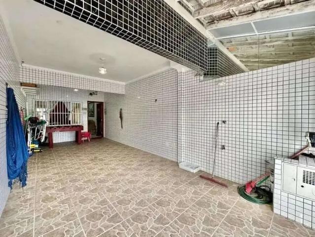 Casa / Sobrado para Venda em Praia Grande/SP Canto do Forte 3 Quartos