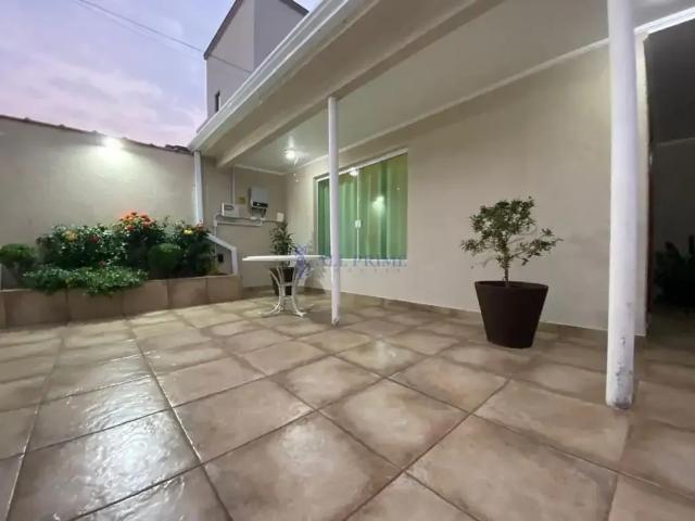 Casa / Sobrado para Venda em Praia Grande/SP Canto do Forte 3 Quartos