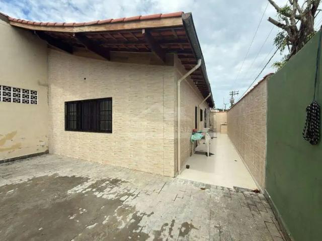 Casa / Sobrado para Venda em Praia Grande/SP Canto do Forte 3 Quartos