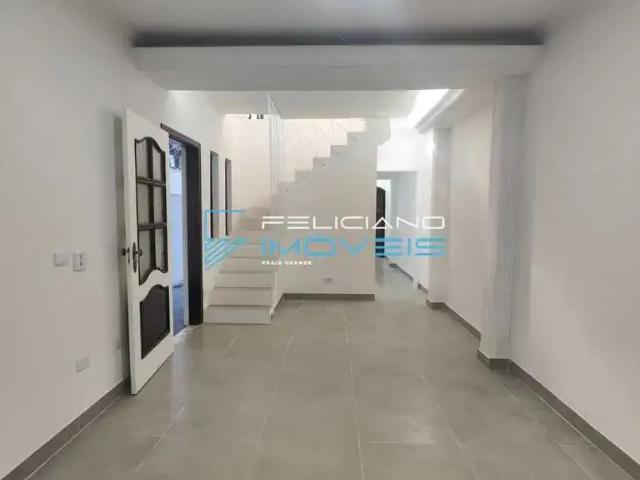 Casa / Sobrado para Venda em Praia Grande/SP Canto do Forte 3 Quartos