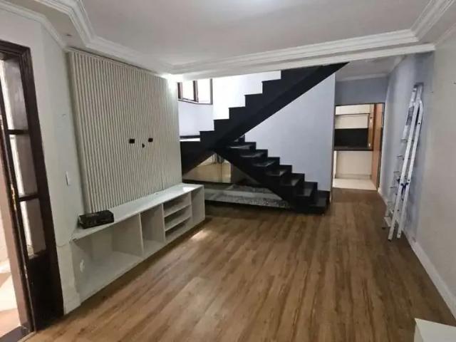 Casa / Sobrado para Venda em Praia Grande/SP Canto do Forte 3 Quartos