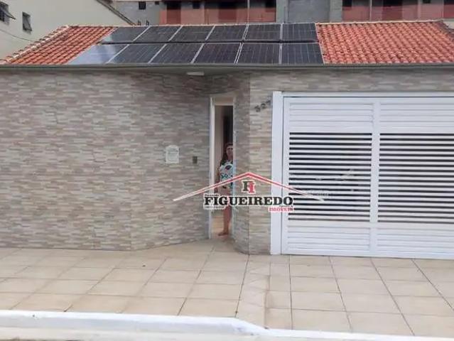 Casa / Sobrado para Venda em Praia Grande/SP Canto do Forte 3 Quartos
