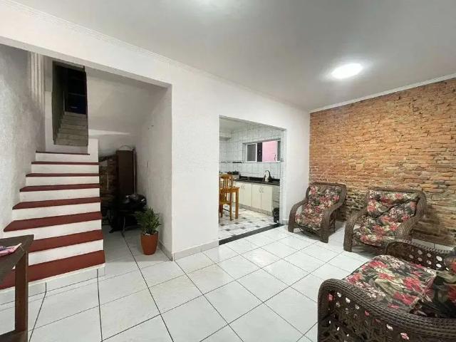 Casa / Sobrado para Venda em Praia Grande/SP Canto do Forte 3 Quartos