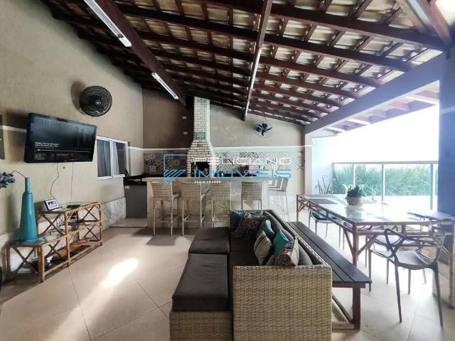 Casa / Sobrado para Venda em Praia Grande/SP Canto do Forte 3 Quartos