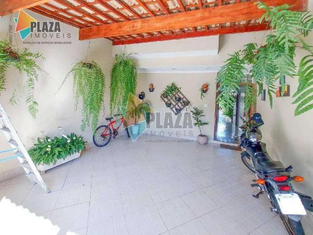Casa / Sobrado para Venda em Praia Grande/SP Canto do Forte 3 Quartos