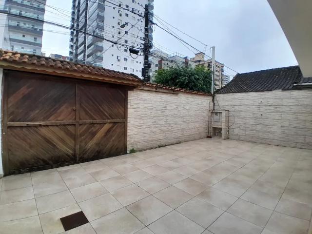 Casa / Sobrado para Venda em Praia Grande/SP Cidade Ocian 3 Quartos