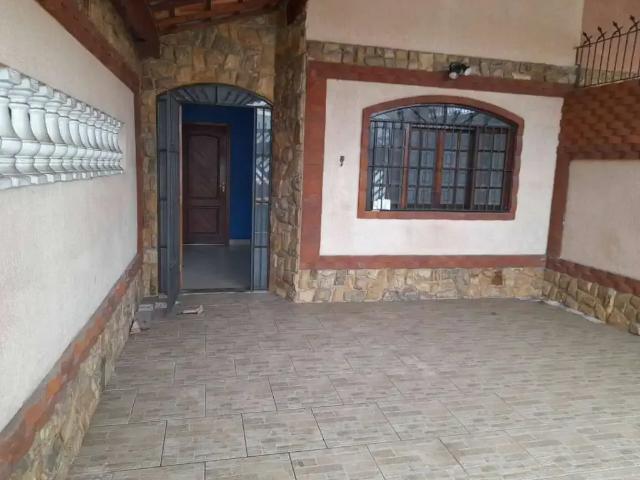 Casa / Sobrado para Venda em Praia Grande/SP Cidade Ocian 3 Quartos