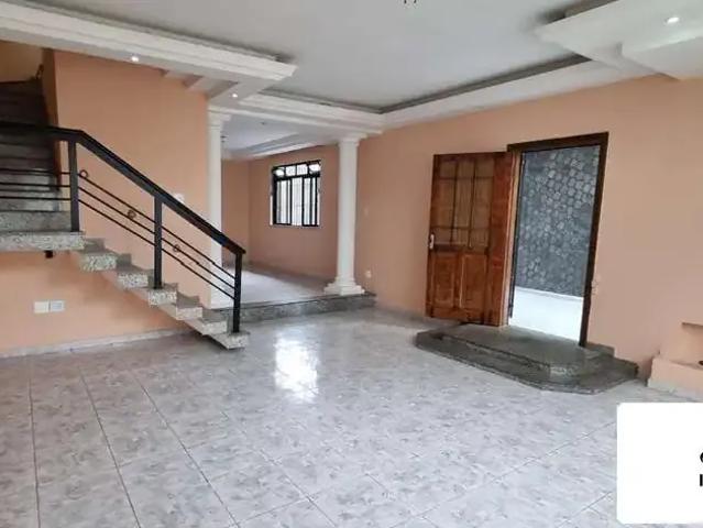 Casa / Sobrado para Venda em Praia Grande/SP Cidade Ocian 3 Quartos