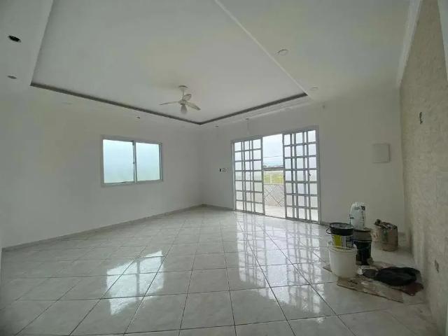 Casa / Sobrado para Venda em Praia Grande/SP Cidade Ocian 3 Quartos