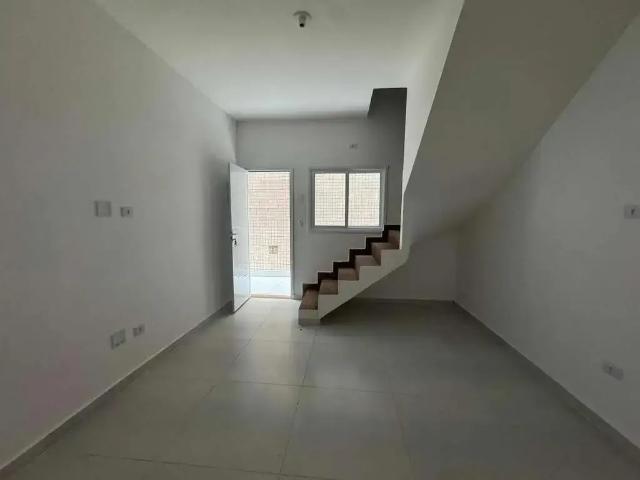 Casa / Sobrado para Venda em Praia Grande/SP Ocian 2 Quartos