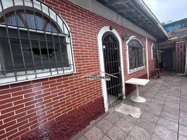 Casa / Sobrado para Venda em Praia Grande/SP Cidade Ocian 2 Quartos