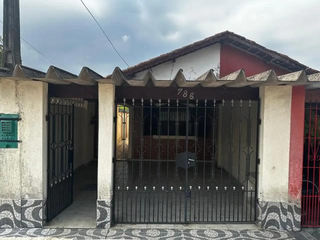 Casa / Sobrado para Venda em Praia Grande/SP Cidade Ocian 2 Quartos