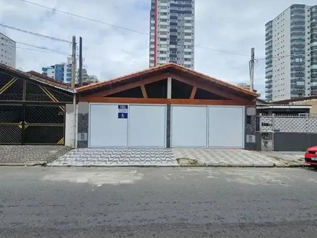 Casa / Sobrado para Venda em Praia Grande/SP Cidade Ocian 2 Quartos
