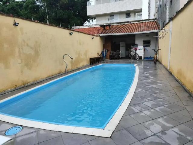 Casa / Sobrado para Venda em Praia Grande/SP Guilhermina 4 Quartos
